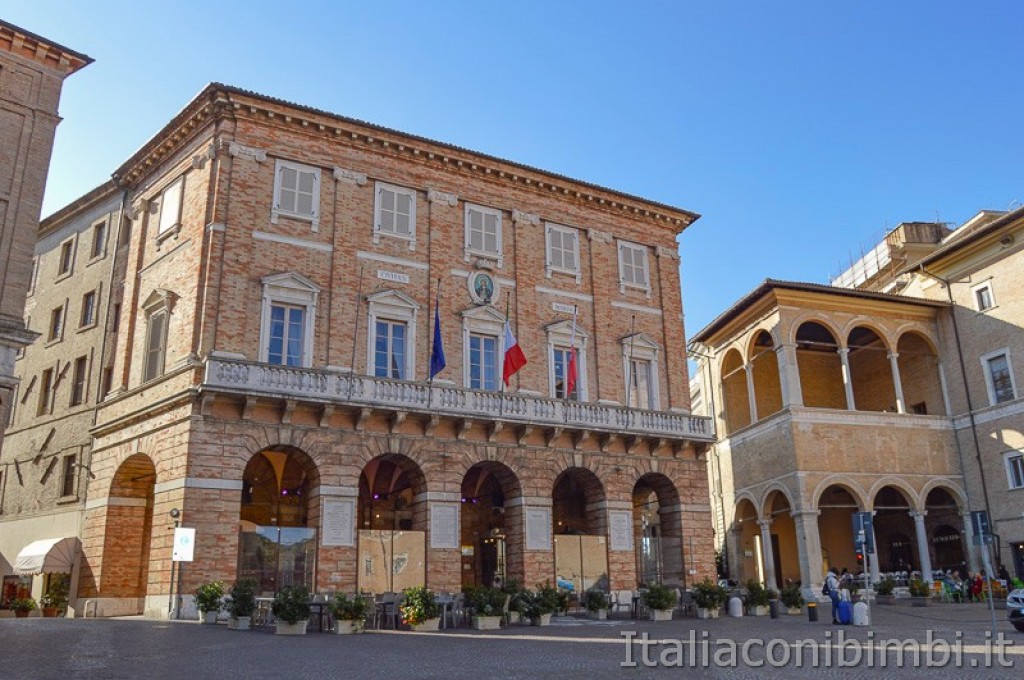 Cosa vedere a Macerata in un giorno: il nostro itinerario - SOCIALCICERO